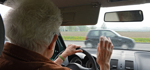 Demenz Autofahren Versicherungsschutz
